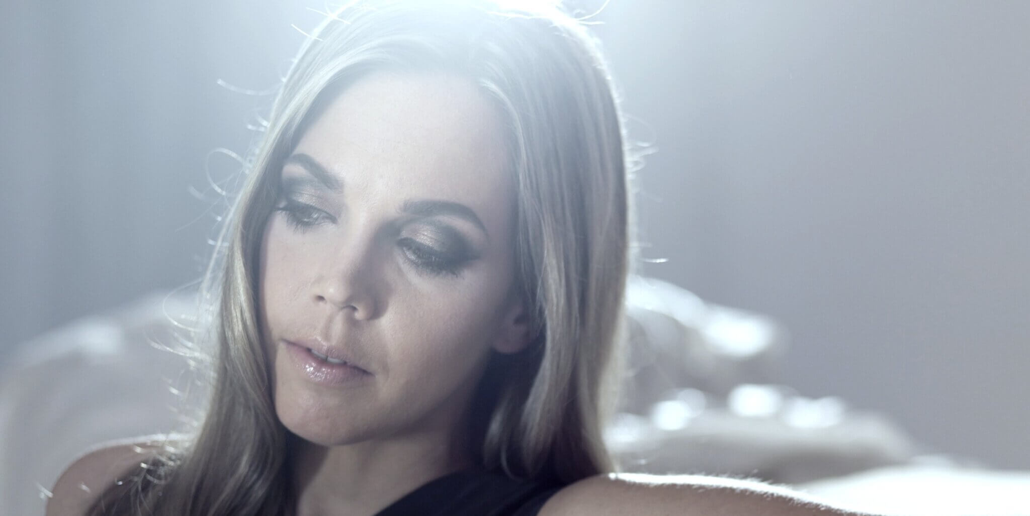 Centre Stage Artist Management » Mojca Erdmann: Zemlynsky’s Lyric ...