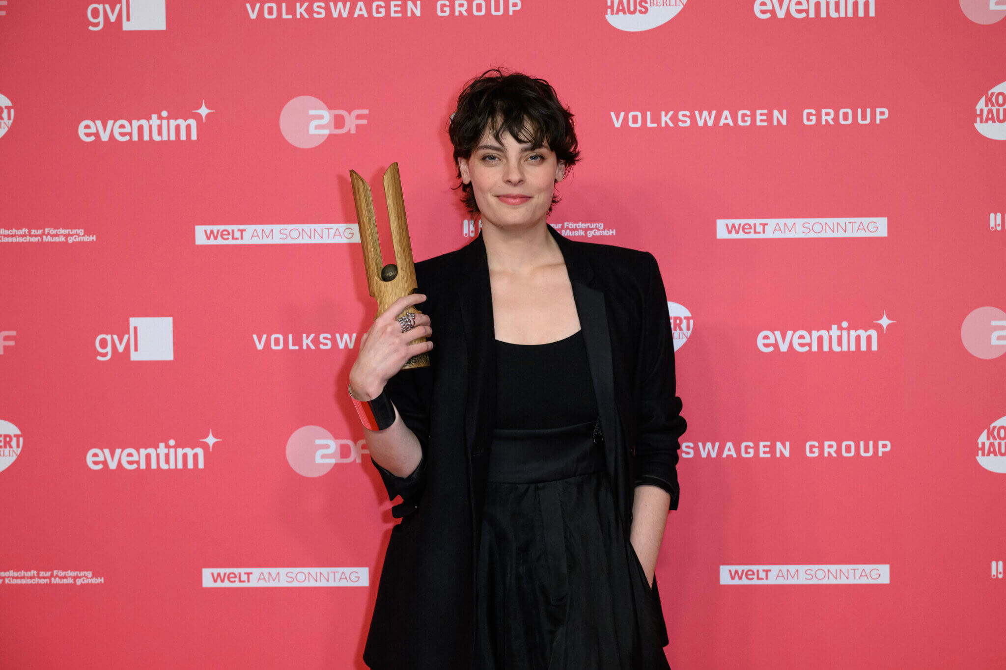 Centre Stage Artist Management » Emily D’Angelo: Female Singer of the ...